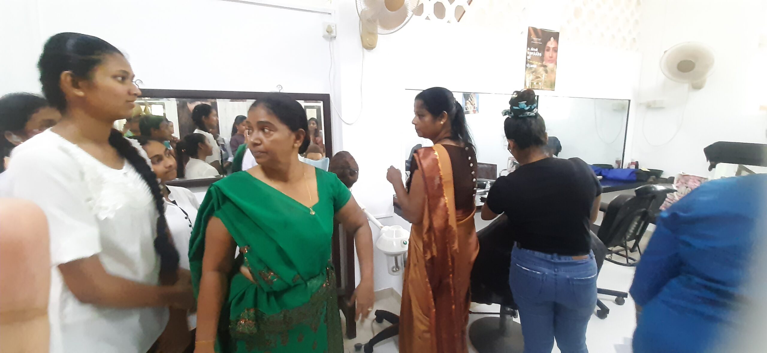 Renovating the hair dressing salon at the Ratmalana School for the Deaf ...