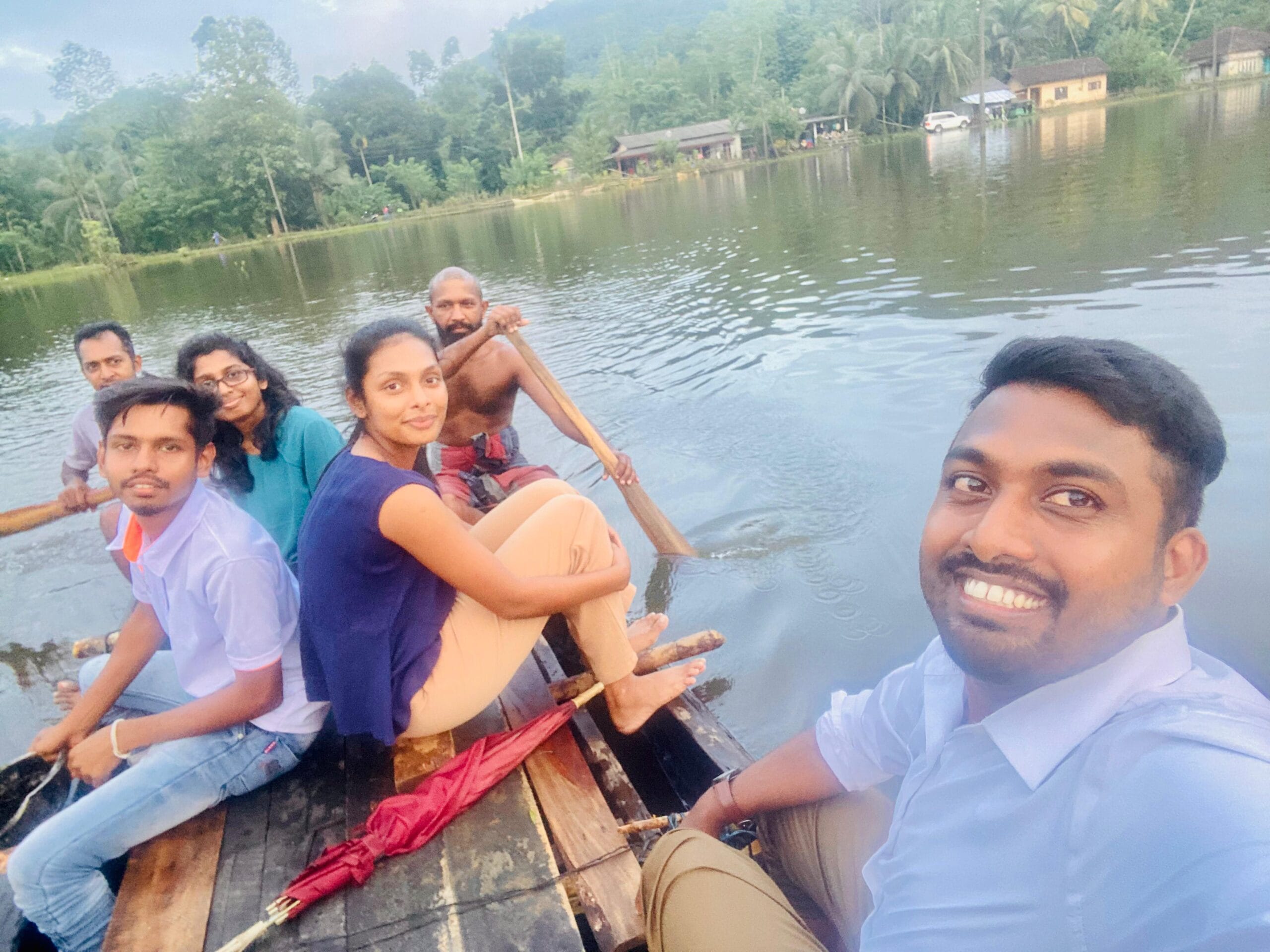 Flood relief activities in Matugama - Tennyson & Vinitha Rodrigo Trust